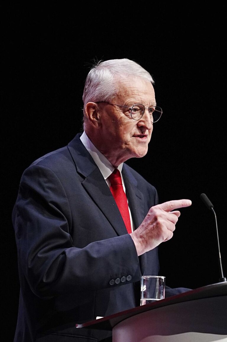 SAS soldiers threaten Labour with legal action amid safeguarding fears ...